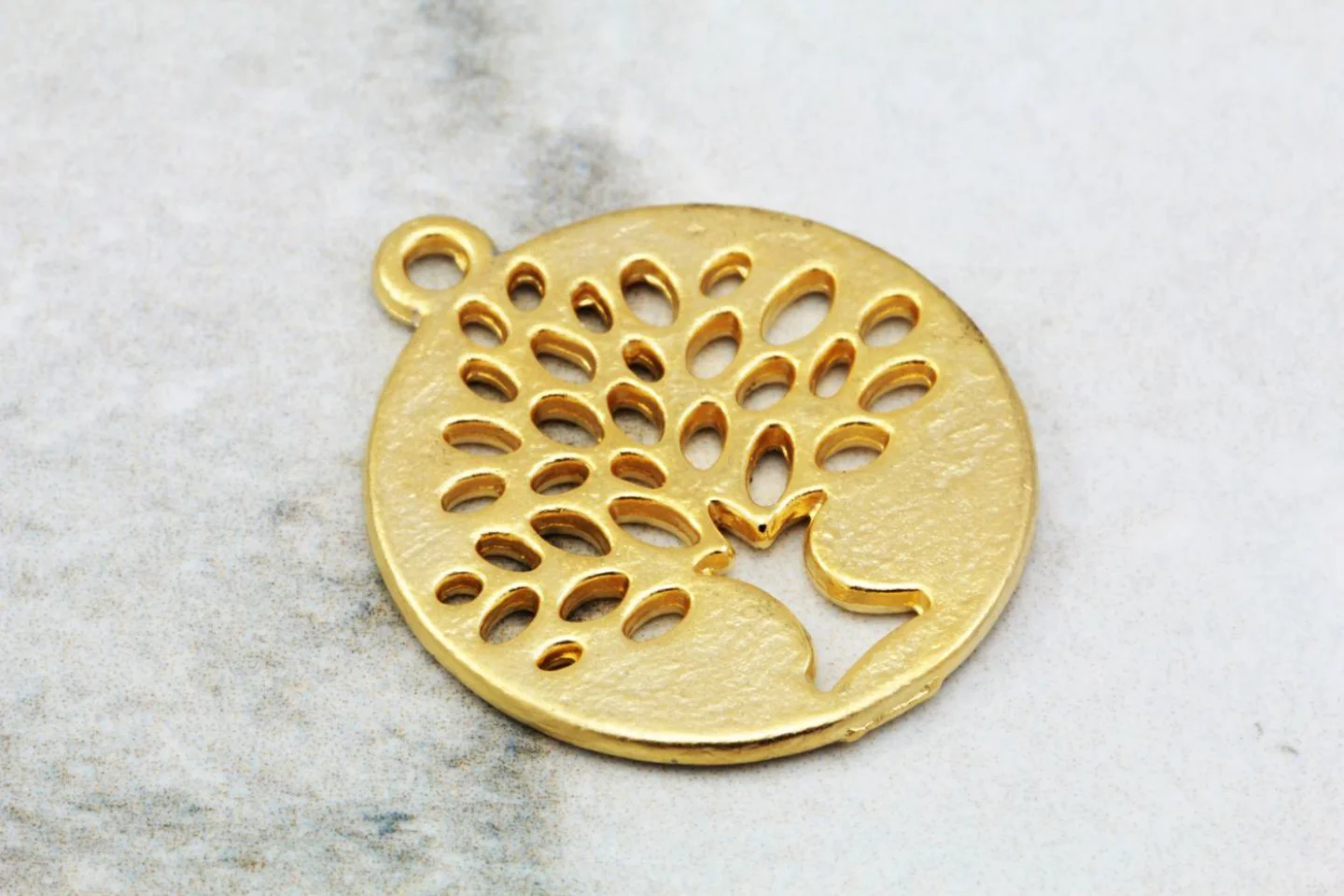 27mm Gold Tree Pendants / GPY-216 | Pendants