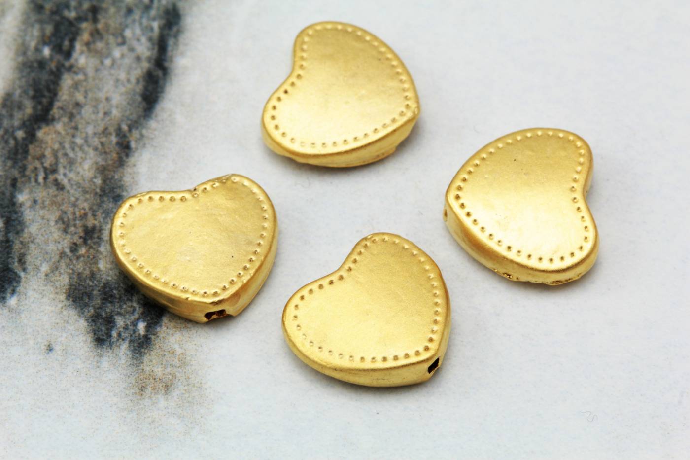 11mm Gold Heart Charms / GPY-355 | Charms